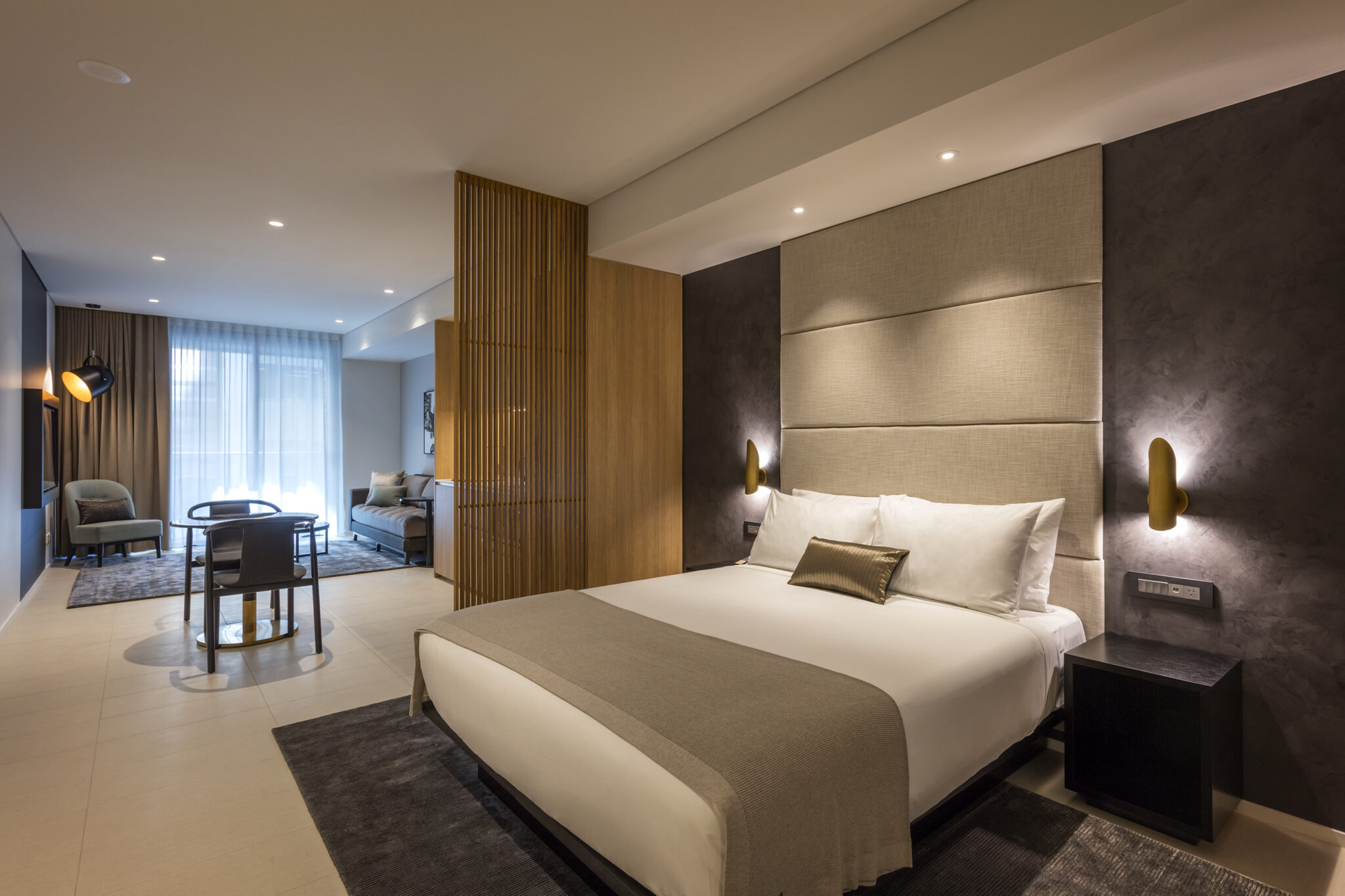 Stay – SKYE Suites